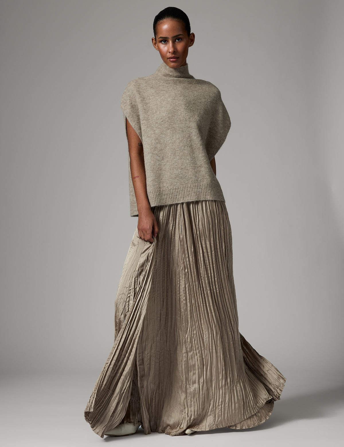 Tyra - Crinkled Surface - Nederdel - COBBLESTONE